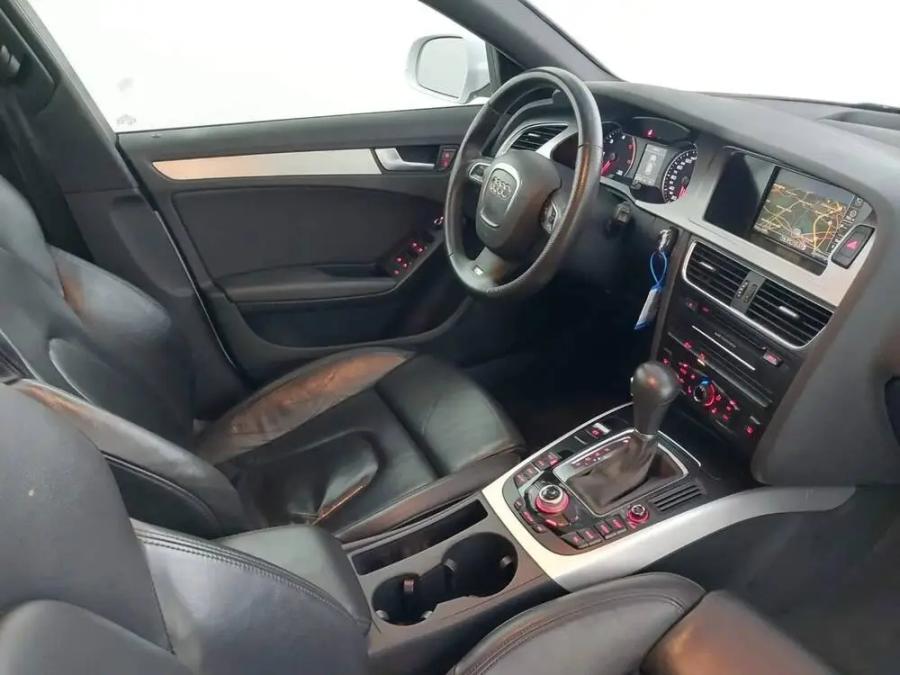 Balts Audi A4 2010 Mārupe, ar dzinēja tilpumu 3.00 L un nobraukumu 227 tūkst. km par 8450 €, foto 7 vietnē AUTOMOTO.COM.LV