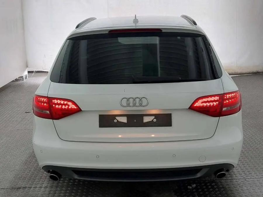 Balts Audi A4 2010 Mārupe, ar dzinēja tilpumu 3.00 L un nobraukumu 227 tūkst. km par 8450 €, foto 13 vietnē AUTOMOTO.COM.LV