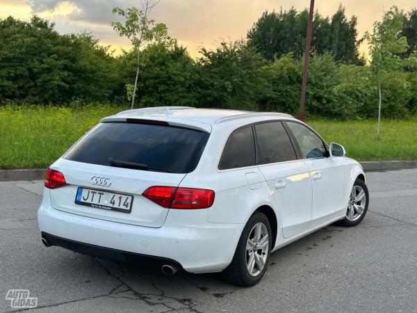 White Audi A4 2010 in Siauliai, with an engine capacity of 2.70 L and mileage of 300 thousand km for 3550 €, photo 3 on AUTOMOTO.COM.LV