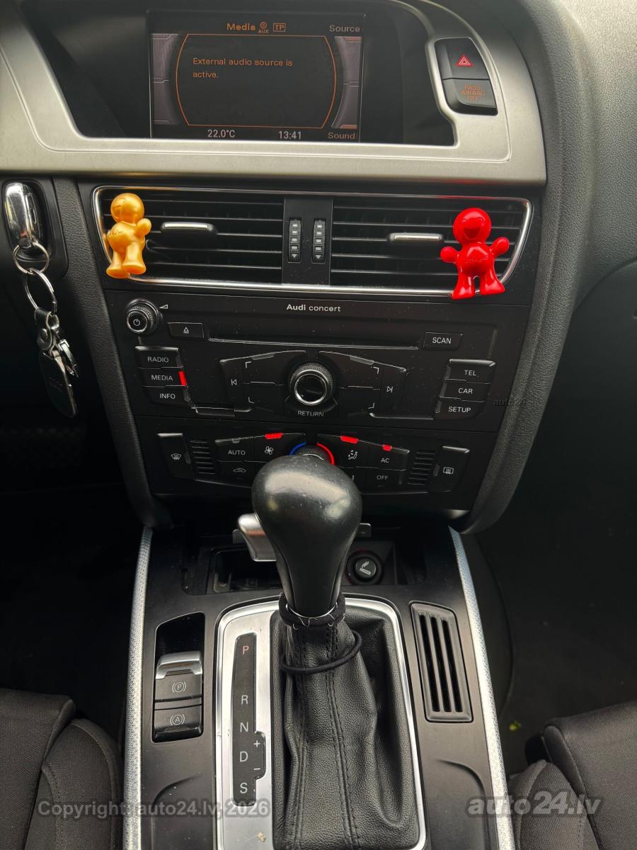 White Audi A4 2010 in Tallinn, with an engine capacity of 2.00 L and mileage of 324 thousand km for 7100 €, photo 9 on AUTOMOTO.COM.LV