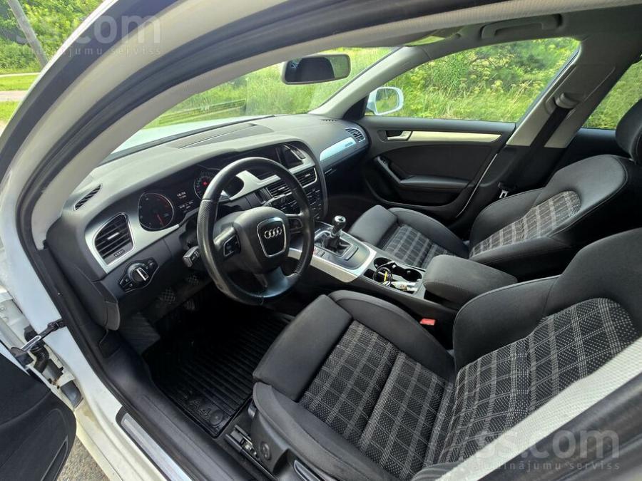 Balts Audi A4 2010 Rīga, ar dzinēja tilpumu 2.00 L un nobraukumu 302 tūkst. km par 6890 €, foto 8 vietnē AUTOMOTO.COM.LV