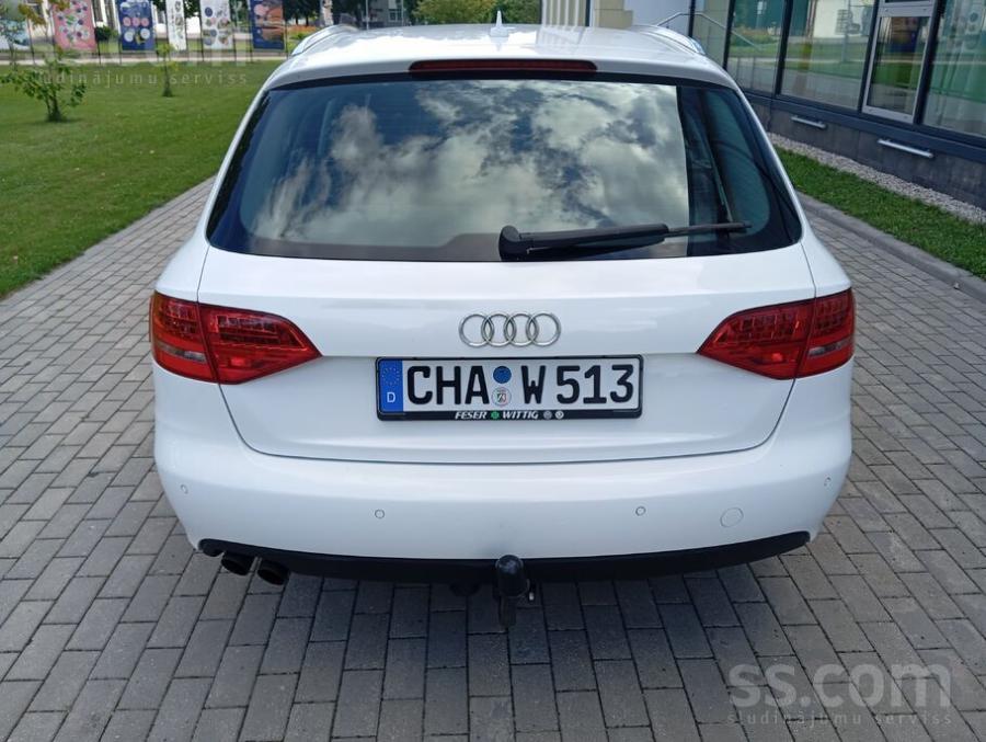 White Audi A4 2010 in Balvi, with an engine capacity of 2.00 L and mileage of 0 thousand km for 3790 €, photo 9 on AUTOMOTO.COM.LV