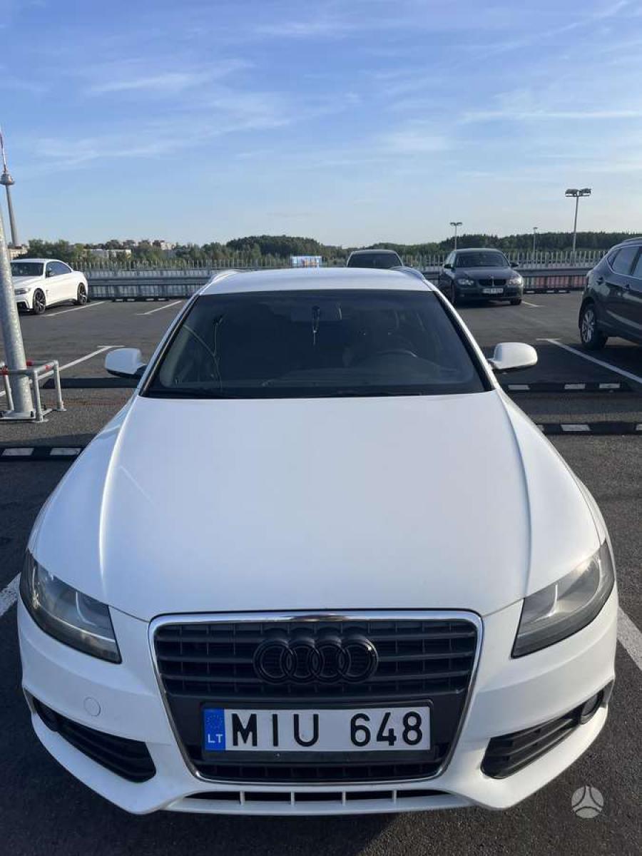 Balts Audi A4 2010 Viļņa, ar dzinēja tilpumu 2.00 L un nobraukumu 274 tūkst. km par 4500 €, foto 1 vietnē AUTOMOTO.COM.LV