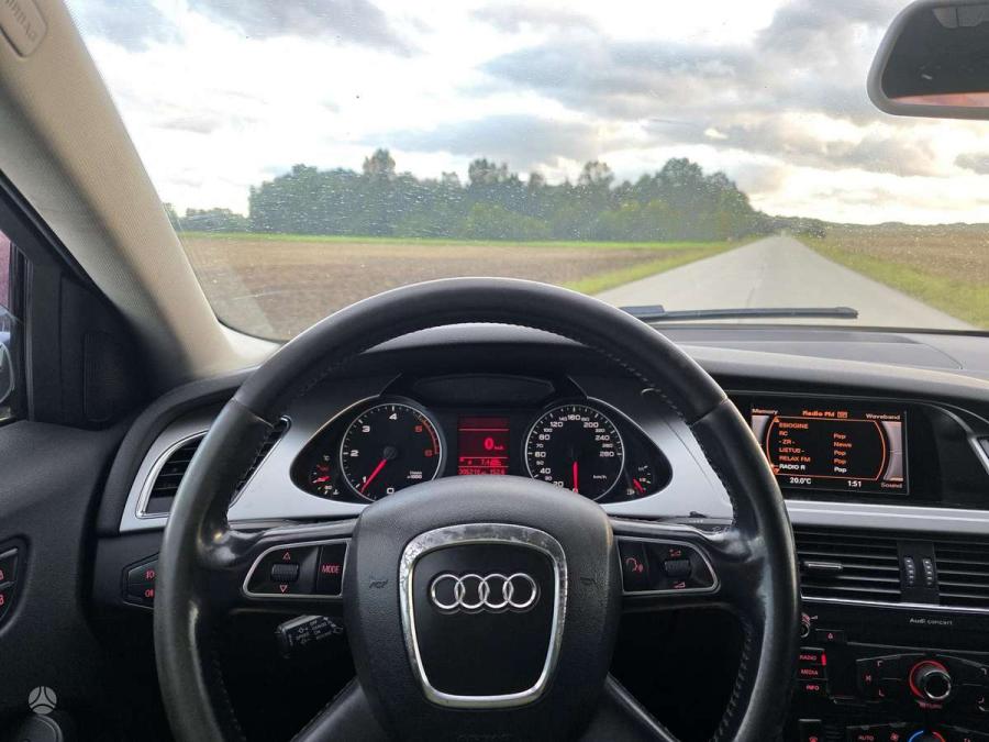 White Audi A4 2010 in Siauliai, with an engine capacity of 2.00 L and mileage of 300 thousand km for 2850 €, photo 11 on AUTOMOTO.COM.LV