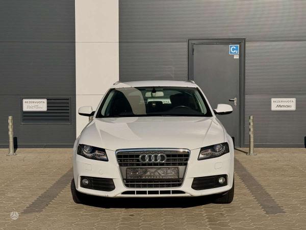 Audi A4 2010 in Vilnius on AUTOMOTO.COM.LV White Audi A4 2010 in Vilnius, with an engine capacity of 1.98 L and mileage of 271 thousand km for 5999 €, photo 1 on AUTOMOTO.COM.LV