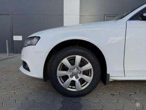 White Audi A4 2010 in Vilnius, with an engine capacity of 1.98 L and mileage of 271 thousand km for 5999 €, photo 6 on AUTOMOTO.COM.LV