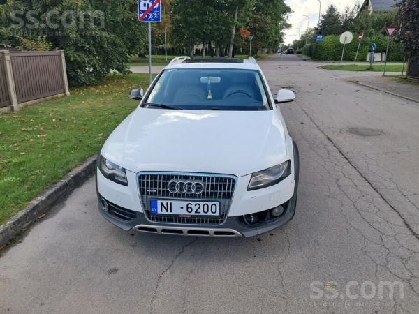 Balts Audi A4 2010 Liepāja, ar dzinēja tilpumu 3.00 L un nobraukumu 324 tūkst. km par 4800 €, foto 1 vietnē AUTOMOTO.COM.LV