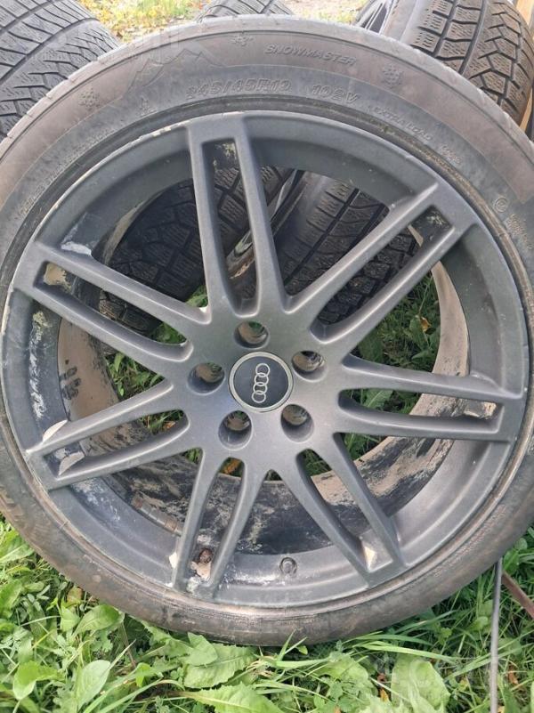 Balts Audi A4 2010 Liepāja, ar dzinēja tilpumu 3.00 L un nobraukumu 324 tūkst. km par 4800 €, foto 7 vietnē AUTOMOTO.COM.LV