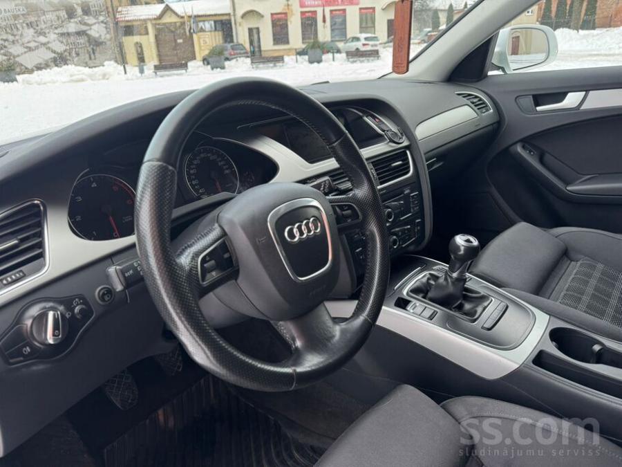 White Audi A4 2011 in Bauska, with an engine capacity of 2.00 L and mileage of 364 thousand km for 5995 €, photo 11 on AUTOMOTO.COM.LV