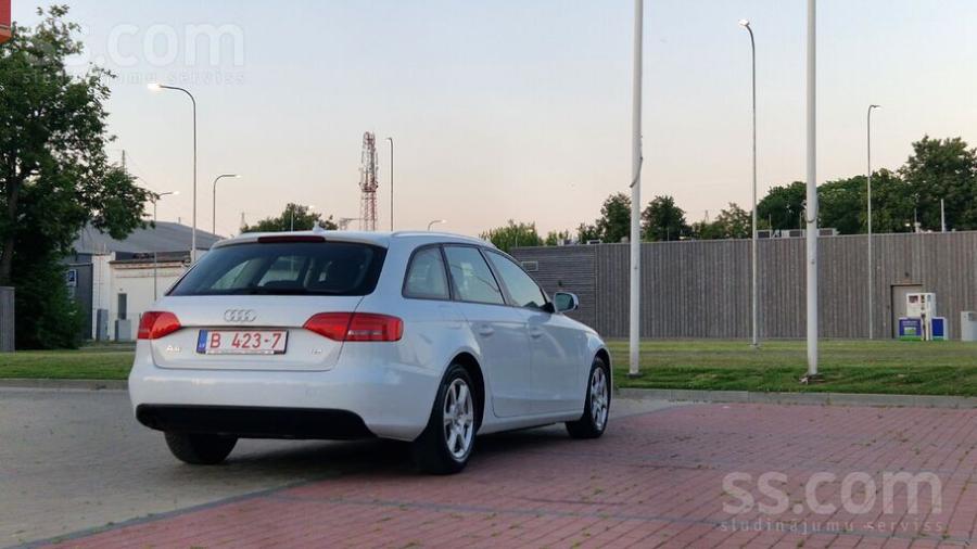 Balts Audi A4 2011 Jelgava, ar dzinēja tilpumu 2.00 L un nobraukumu 310 tūkst. km par 5450 €, foto 11 vietnē AUTOMOTO.COM.LV