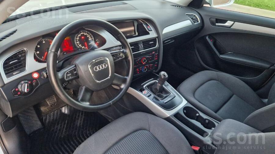 Balts Audi A4 2011 Jelgava, ar dzinēja tilpumu 2.00 L un nobraukumu 310 tūkst. km par 5450 €, foto 33 vietnē AUTOMOTO.COM.LV