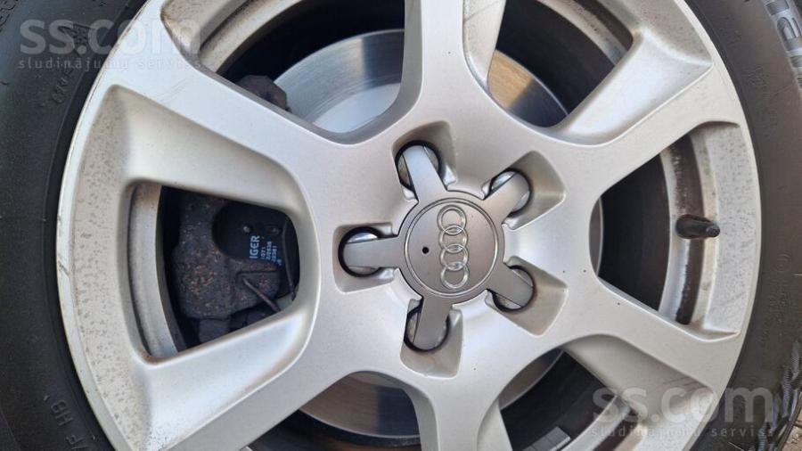 Balts Audi A4 2011 Jelgava, ar dzinēja tilpumu 2.00 L un nobraukumu 310 tūkst. km par 5450 €, foto 35 vietnē AUTOMOTO.COM.LV
