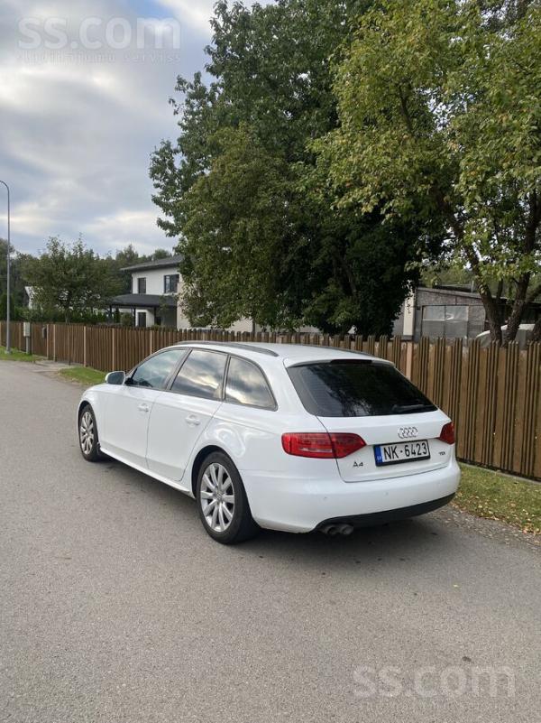 Balts Audi A4 2011 Rīga, ar dzinēja tilpumu 2.00 L un nobraukumu 315 tūkst. km par 6450 €, foto 2 vietnē AUTOMOTO.COM.LV