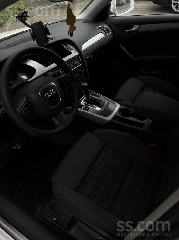 Balts Audi A4 2011 Rīga, ar dzinēja tilpumu 2.00 L un nobraukumu 315 tūkst. km par 6450 €, foto 10 vietnē AUTOMOTO.COM.LV