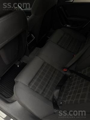 White Audi A4 2011 in Riga, with an engine capacity of 2.00 L and mileage of 315 thousand km for 6450 €, photo 10 on AUTOMOTO.COM.LV