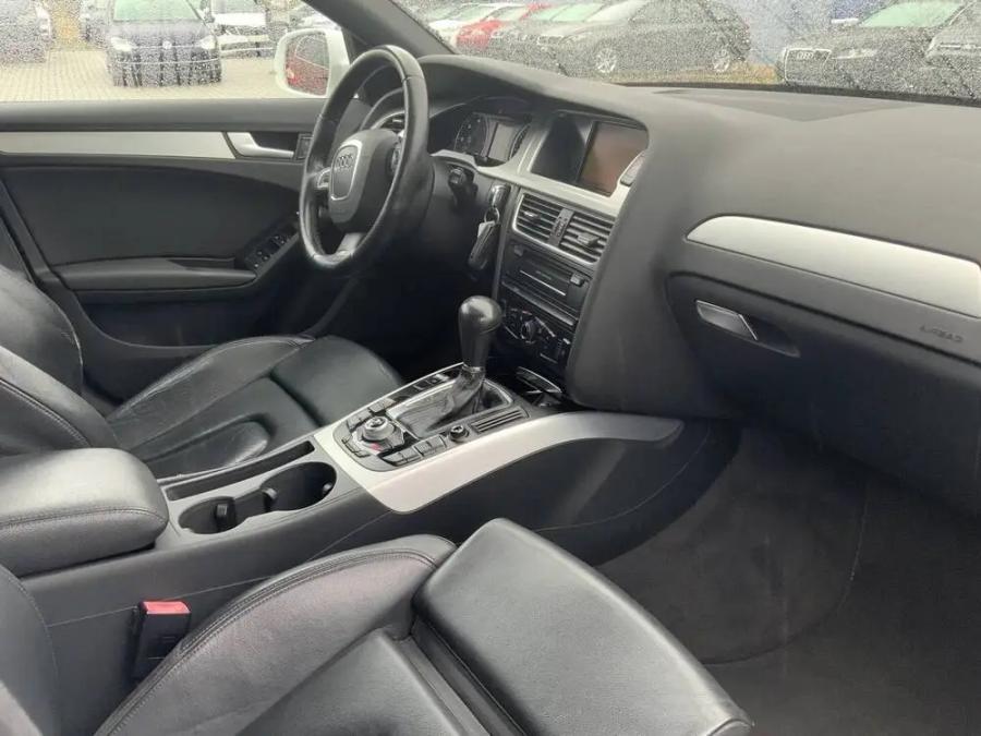 Balts Audi A4 2011 Mārupe, ar dzinēja tilpumu 2.00 L un nobraukumu 265 tūkst. km par 6990 €, foto 6 vietnē AUTOMOTO.COM.LV