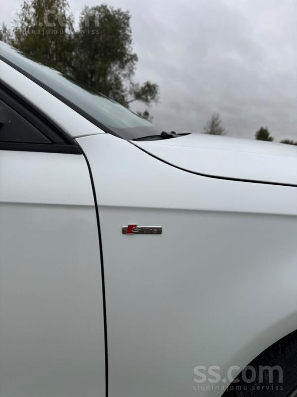 White Audi A4 2011 in Jelgava, with an engine capacity of 3.00 L and mileage of 200 thousand km for 8490 €, photo 10 on AUTOMOTO.COM.LV