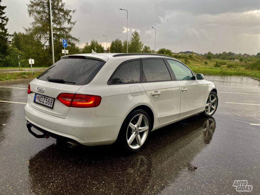 White Audi A4 2012 in Vilnius, with an engine capacity of 3.00 L and mileage of 241 thousand km for 8950 €, photo 6 on AUTOMOTO.COM.LV