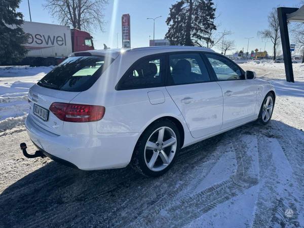 White Audi A4 2012 in Taurage, with an engine capacity of 1.97 L and mileage of 340 thousand km for 5700 €, photo 7 on AUTOMOTO.COM.LV