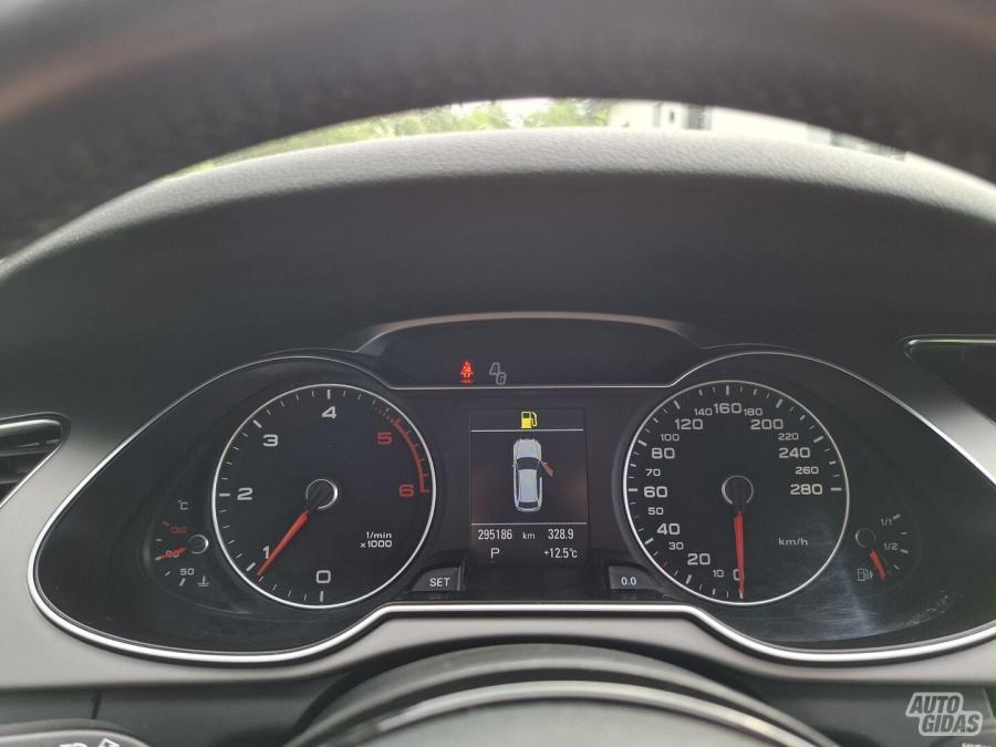 Balts Audi A4 2012 Šilutė, ar dzinēja tilpumu 2.00 L un nobraukumu 295 tūkst. km par 7000 €, foto 15 vietnē AUTOMOTO.COM.LV
