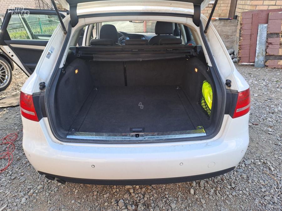 White Audi A4 2012 in Radviliskis, with an engine capacity of 2.00 L and mileage of 331 thousand km for 5000 €, photo 10 on AUTOMOTO.COM.LV