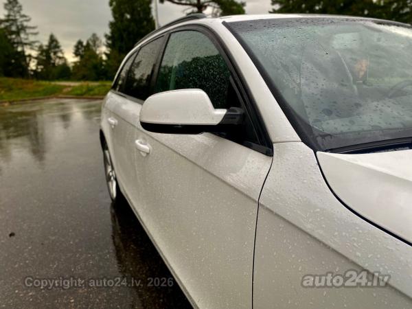 Белый Ауди А4 2012 в Рига, объемом двигателя 3.00 л и пробегом 240 тыс. км за 7300 €, фото 4 на AUTOMOTO.COM.LV