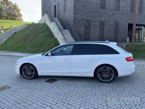 White Audi A4 2012 in Rezekne, with an engine capacity of 2.00 L and mileage of 293 thousand km for 7700 €, photo 9 on AUTOMOTO.COM.LV
