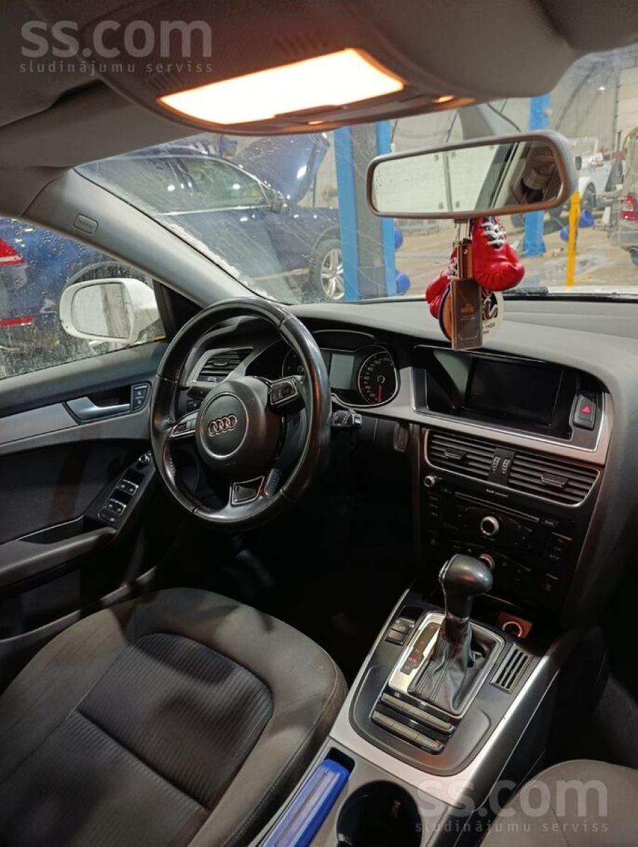 Balts Audi A4 2012 Rīga, ar dzinēja tilpumu 2.00 L un nobraukumu 391 tūkst. km par 5200 €, foto 4 vietnē AUTOMOTO.COM.LV