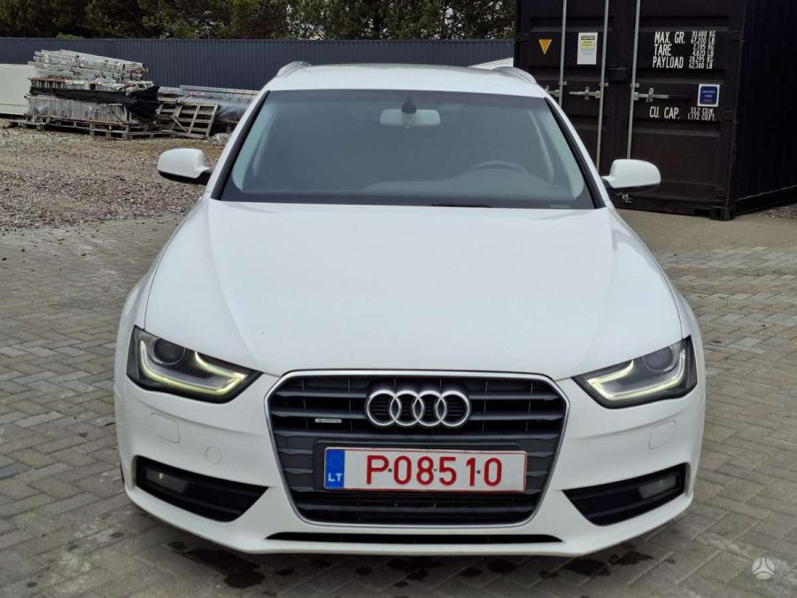 White Audi A4 2012 in Silute, with an engine capacity of 1.97 L and mileage of 295 thousand km for 7000 €, photo 11 on AUTOMOTO.COM.LV