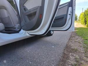 Balts Audi A4 2012 Marijampole, ar dzinēja tilpumu 1.97 L un nobraukumu 264 tūkst. km par 5450 €, foto 30 vietnē AUTOMOTO.COM.LV