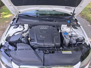 Balts Audi A4 2012 Marijampole, ar dzinēja tilpumu 1.97 L un nobraukumu 264 tūkst. km par 5450 €, foto 32 vietnē AUTOMOTO.COM.LV