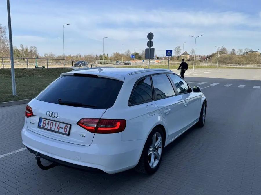 White Audi A4 2012 in Rezekne, with an engine capacity of 2.00 L and mileage of 250 thousand km for 8700 €, photo 6 on AUTOMOTO.COM.LV