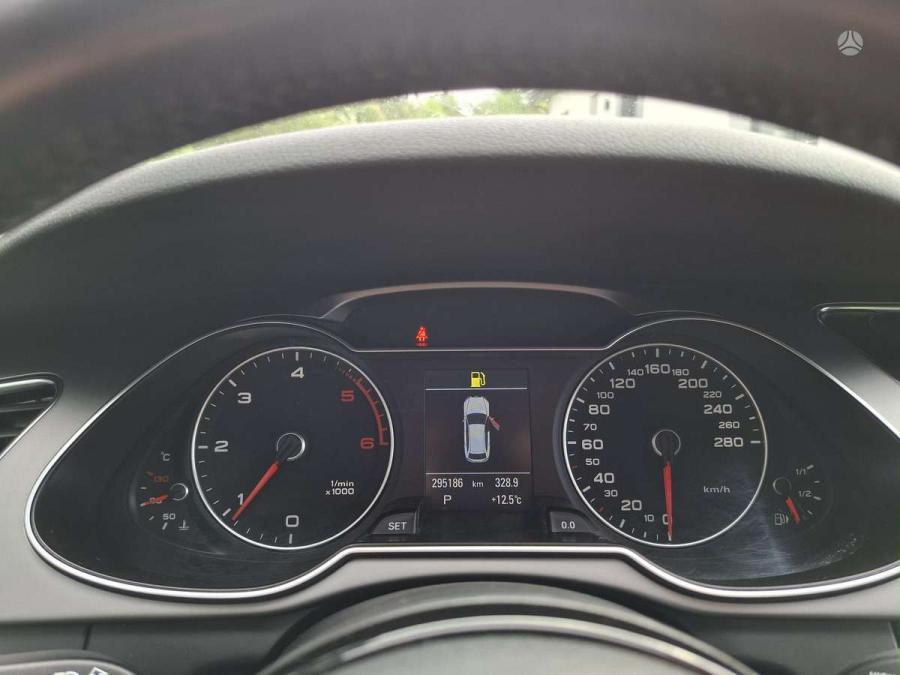 White Audi A4 2012 in Silute, with an engine capacity of 1.97 L and mileage of 295 thousand km for 7000 €, photo 18 on AUTOMOTO.COM.LV