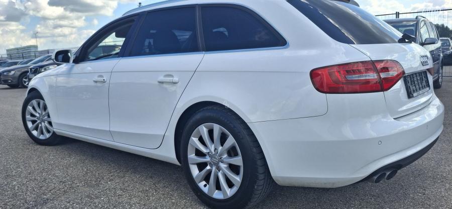 Balts Audi A4 2012 Marijampole, ar dzinēja tilpumu 2.00 L un nobraukumu 250 tūkst. km par 6250 €, foto 7 vietnē AUTOMOTO.COM.LV
