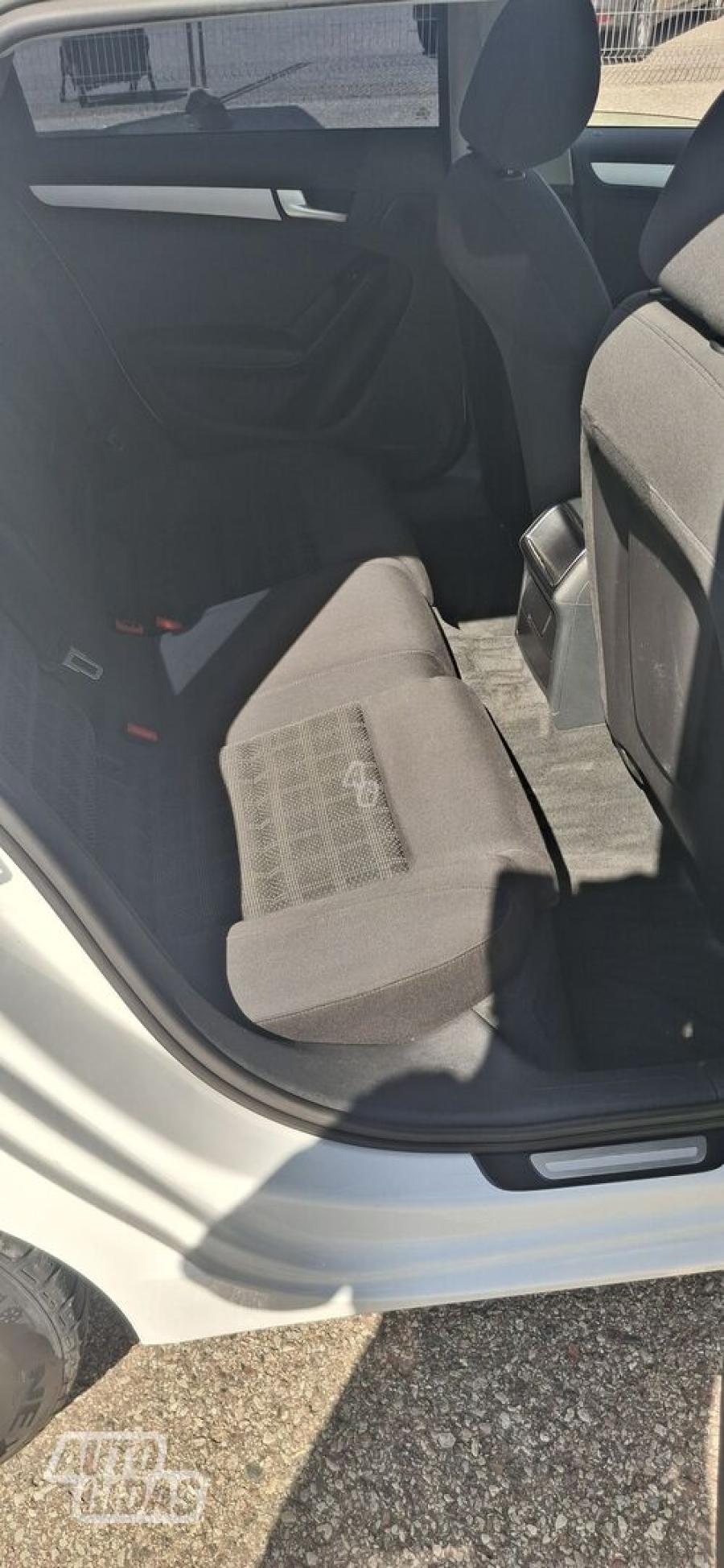 Balts Audi A4 2012 Marijampole, ar dzinēja tilpumu 2.00 L un nobraukumu 250 tūkst. km par 6250 €, foto 10 vietnē AUTOMOTO.COM.LV
