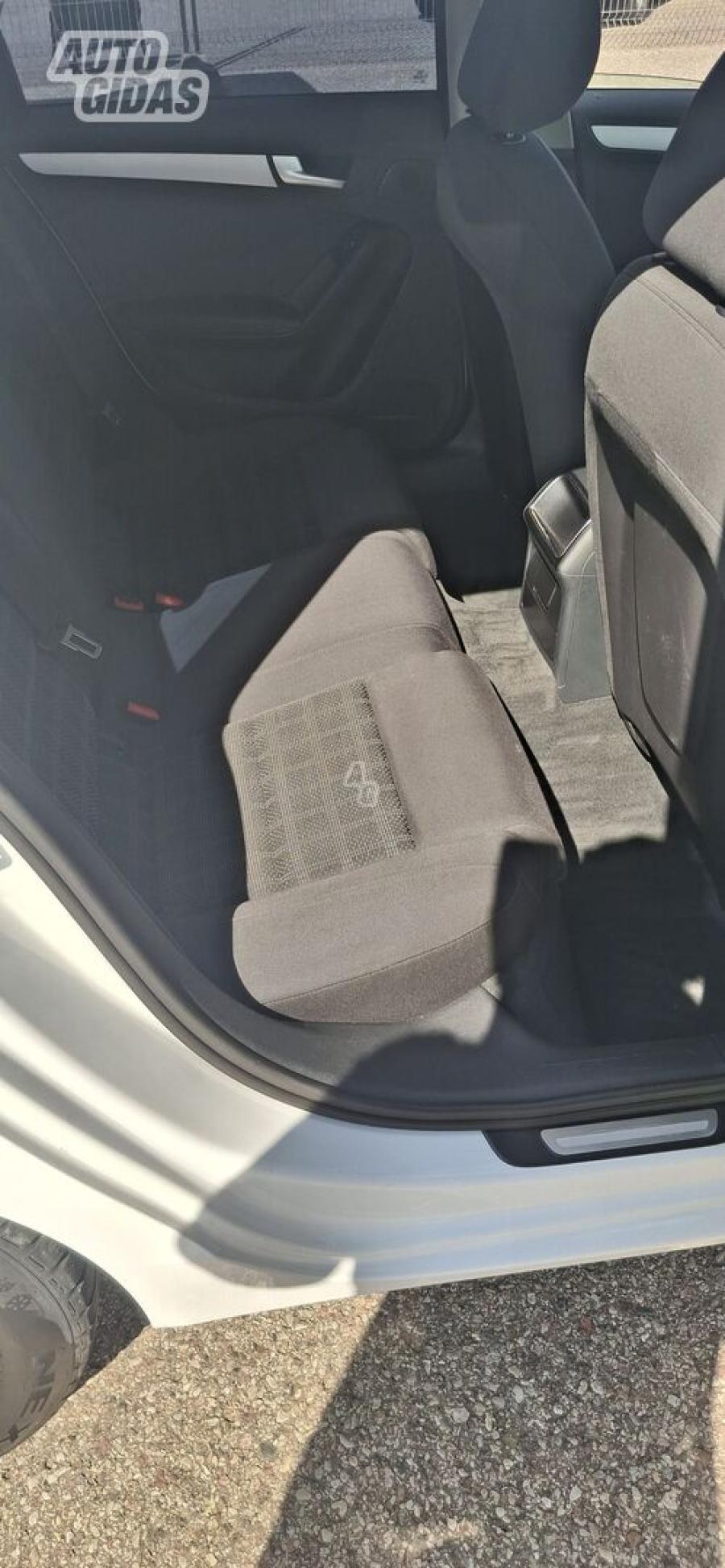 Balts Audi A4 2012 Marijampole, ar dzinēja tilpumu 2.00 L un nobraukumu 250 tūkst. km par 6250 €, foto 11 vietnē AUTOMOTO.COM.LV