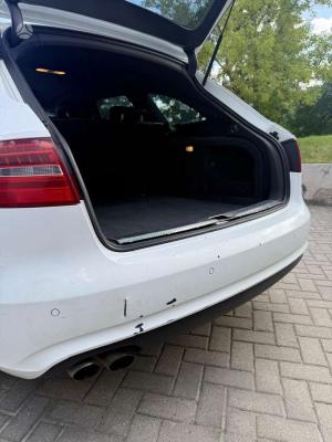Balts Audi A4 2012 Viļņa, ar dzinēja tilpumu 1.97 L un nobraukumu 338 tūkst. km par 5650 €, foto 11 vietnē AUTOMOTO.COM.LV