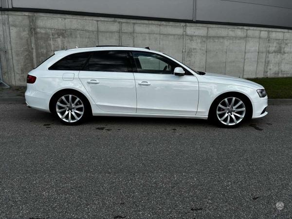 Balts Audi A4 2012 Utena, ar dzinēja tilpumu 2.97 L un nobraukumu 285 tūkst. km par 8500 €, foto 6 vietnē AUTOMOTO.COM.LV