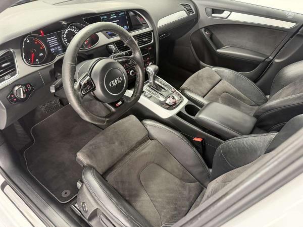 White Audi A4 2012 in Riga, with an engine capacity of 2.97 L and mileage of 293 thousand km for 8500 €, photo 6 on AUTOMOTO.COM.LV