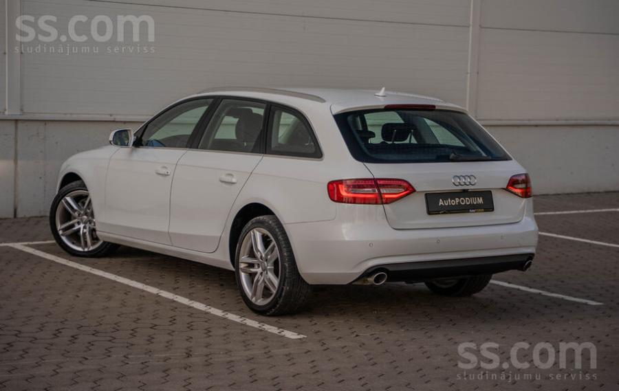 Balts Audi A4 2012 Rīga, ar dzinēja tilpumu 3.00 L un nobraukumu 249 tūkst. km par 9990 €, foto 4 vietnē AUTOMOTO.COM.LV