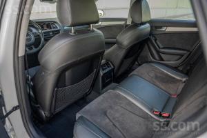 Balts Audi A4 2012 Rīga, ar dzinēja tilpumu 3.00 L un nobraukumu 249 tūkst. km par 9990 €, foto 30 vietnē AUTOMOTO.COM.LV
