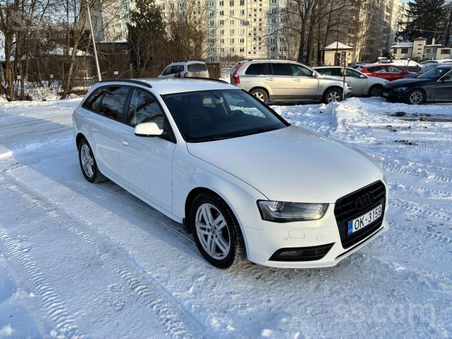 Balts Audi A4 2012 Rīga, ar dzinēja tilpumu 2.00 L un nobraukumu 251 tūkst. km par 7300 €, foto 3 vietnē AUTOMOTO.COM.LV