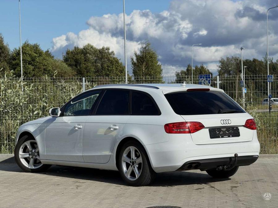 White Audi A4 2012 in Taurage, with an engine capacity of 1.97 L and mileage of 342 thousand km for 6700 €, photo 7 on AUTOMOTO.COM.LV