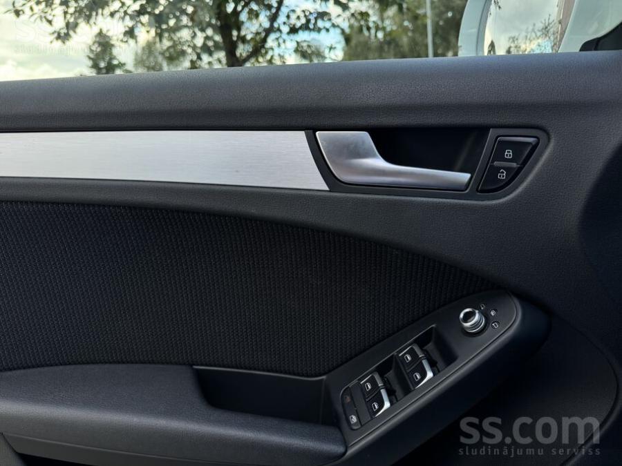 Balts Audi A4 2012 Rīga, ar dzinēja tilpumu 2.00 L un nobraukumu 285 tūkst. km par 6990 €, foto 21 vietnē AUTOMOTO.COM.LV