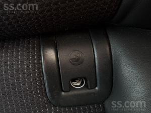 Balts Audi A4 2012 Rīga, ar dzinēja tilpumu 2.00 L un nobraukumu 285 tūkst. km par 6990 €, foto 24 vietnē AUTOMOTO.COM.LV