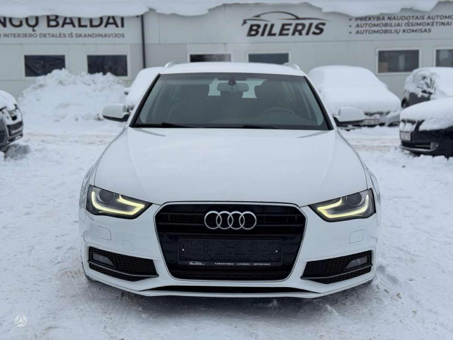 White Audi A4 2013 in Utena, with an engine capacity of 1.97 L and mileage of 290 thousand km for 5990 €, photo 5 on AUTOMOTO.COM.LV