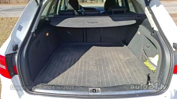 Balts Audi A4 2013 Tallina, ar dzinēja tilpumu 3.00 L un nobraukumu 314 tūkst. km par 12000 €, foto 7 vietnē AUTOMOTO.COM.LV