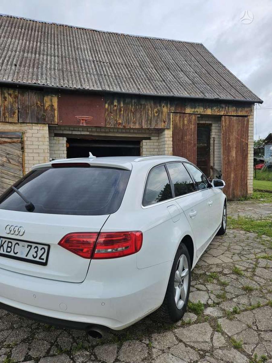 White Audi A4 2013 in Kaunas, with an engine capacity of 1.80 L and mileage of 290 thousand km for 5500 €, photo 5 on AUTOMOTO.COM.LV