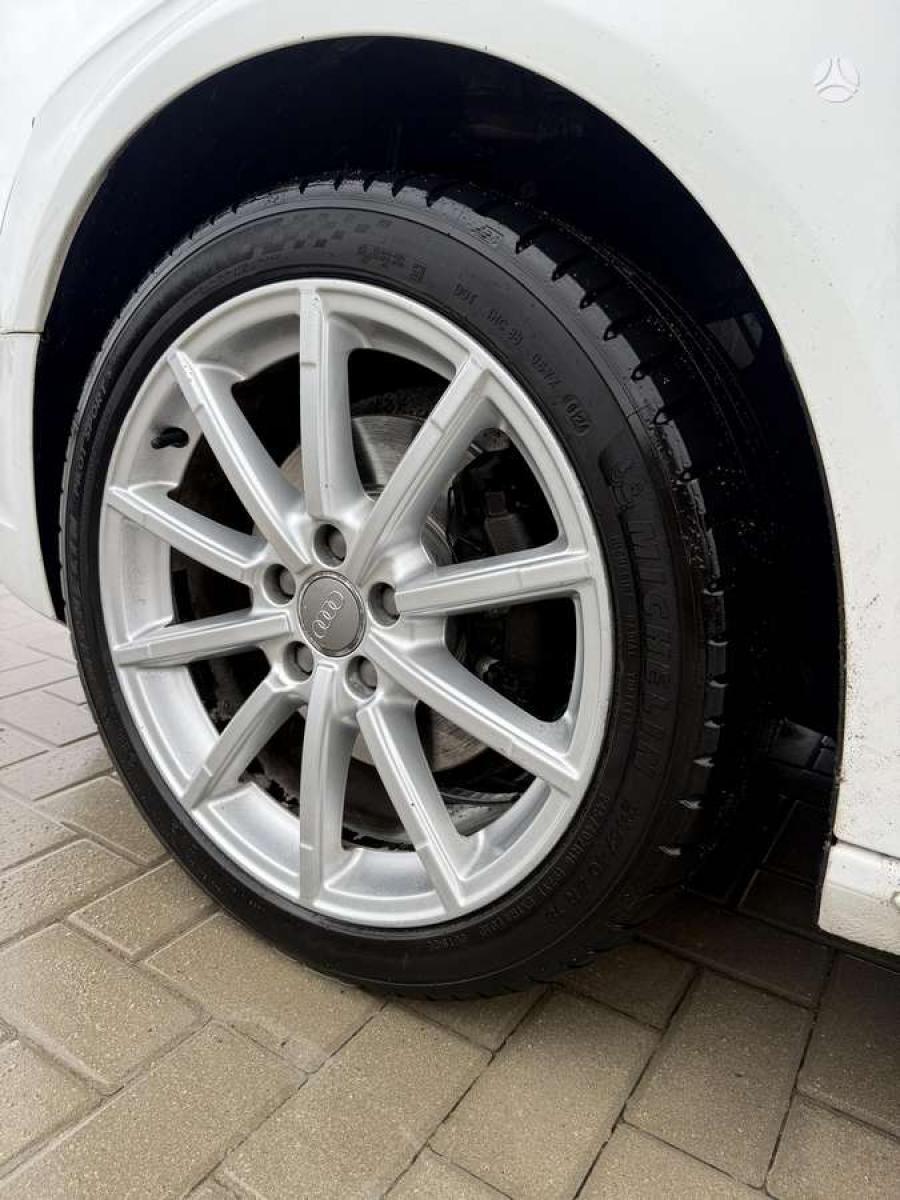White Audi A4 2013 in Taurage, with an engine capacity of 1.97 L and mileage of 290 thousand km for 6950 €, photo 8 on AUTOMOTO.COM.LV