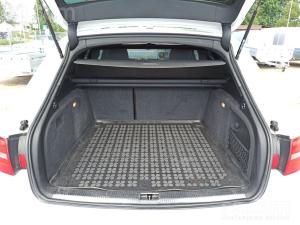 White Audi A4 2013 in Daugavpils, with an engine capacity of 2.00 L and mileage of 0 thousand km for 8350 €, photo 10 on AUTOMOTO.COM.LV